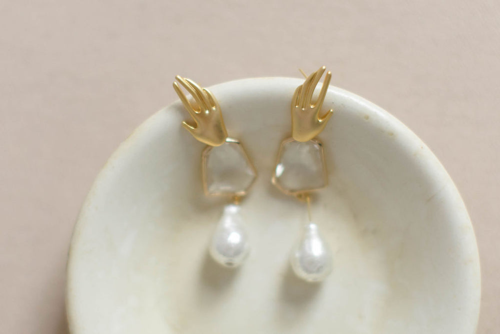 Hushed Commotion: Wedding Headpieces, Veils, Earrings, Bridal Belts